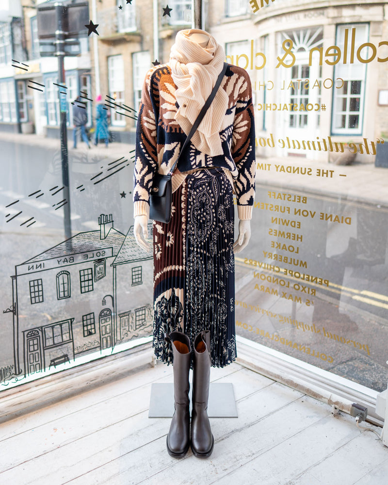 Max Mara is Here | Collen & Clare